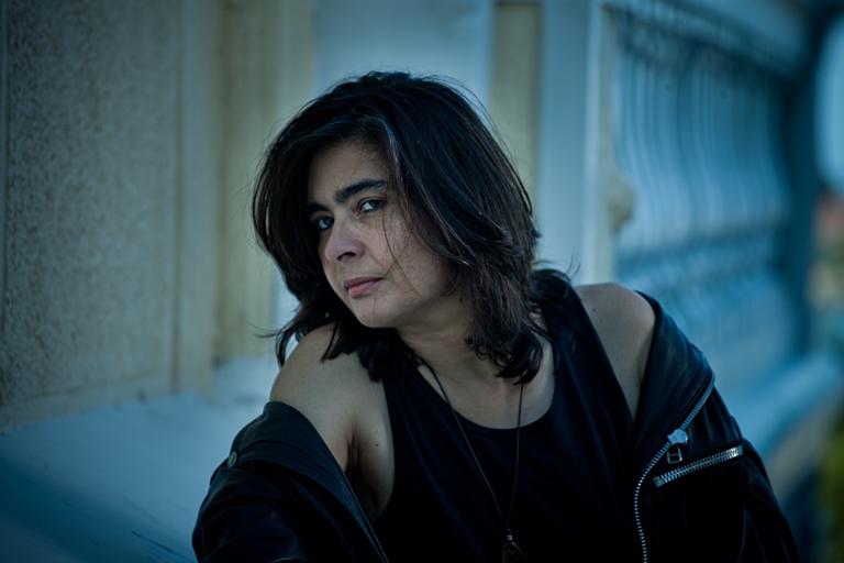 Mona Gadelha volta ao blues rock em (ótimo) novo disco – Discografia